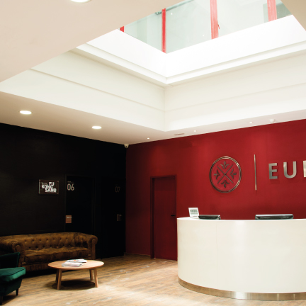 Sobre EUDE - Eude Business School