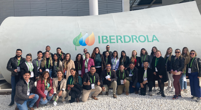 Nuestros alumnos del PDDI visitan la multinacional Iberdrola | EUDE