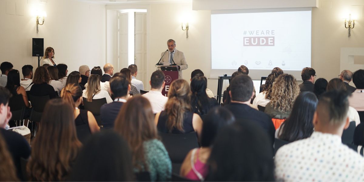 Damos la bienvenida a nuestros alumnos de la convocatoria junio 2023 Damos la bienvenida a nuestros alumnos de la convocatoria junio 2023
